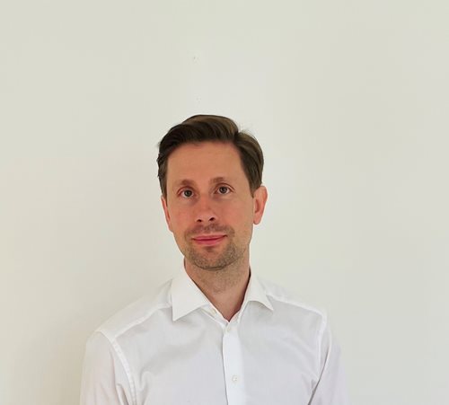 Niklas Hansson | Optica